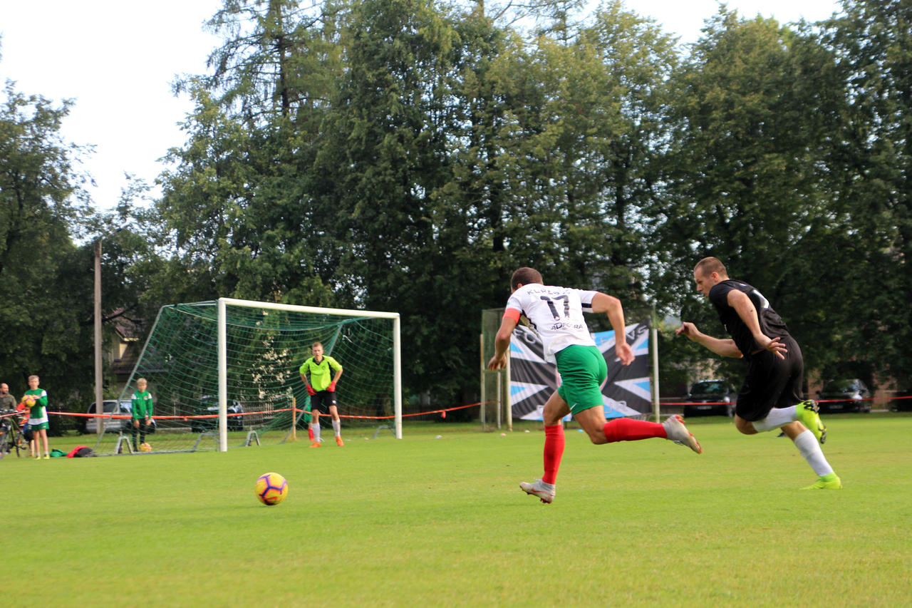 Esindus võitis ning on karikasarjas parima 16 seas! — FC Elva